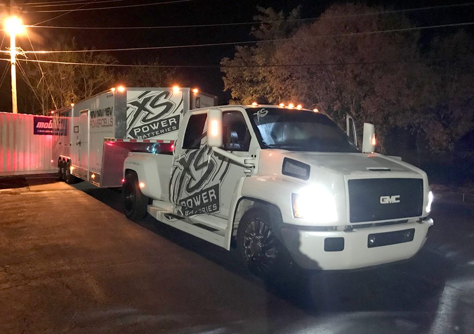 Two Billet Mechman 370A alternators in high temp white for the XS Power ...