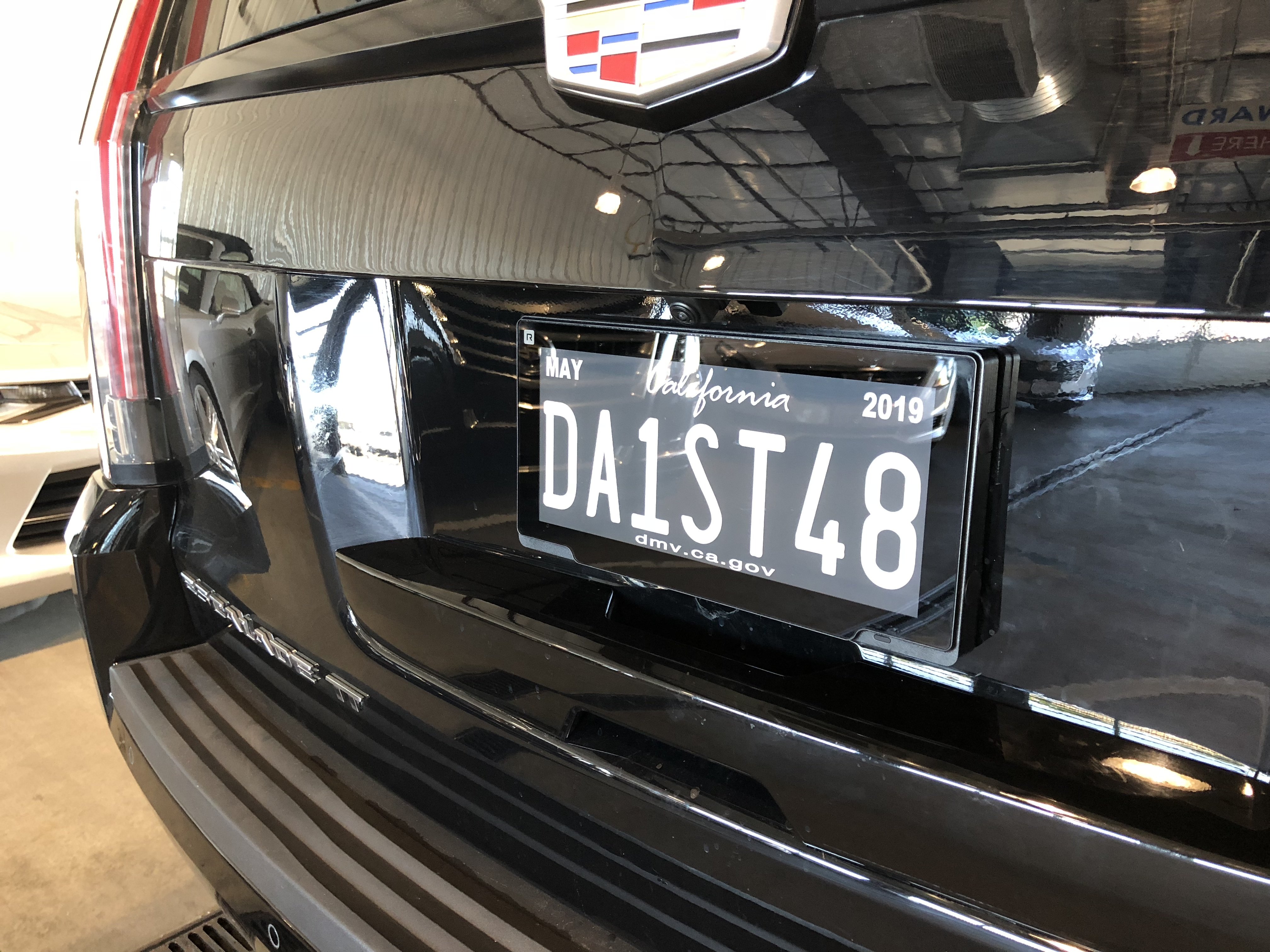 Caddy gets an R-Plate Pro. "Worlds first digital LCD license plate ...