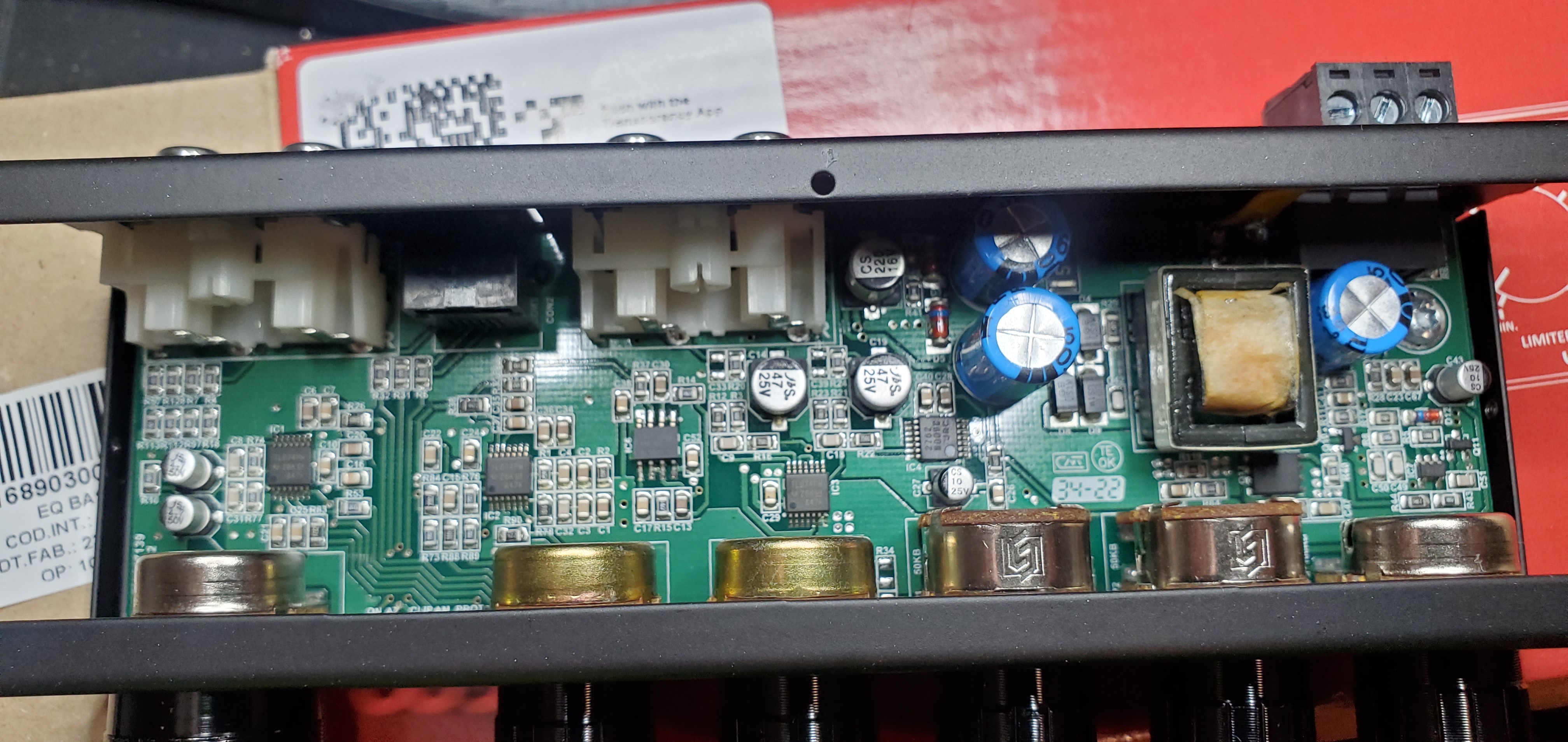 Taramps EQ Bass: PCB & Components - Head Units-Processors and Eq's ...